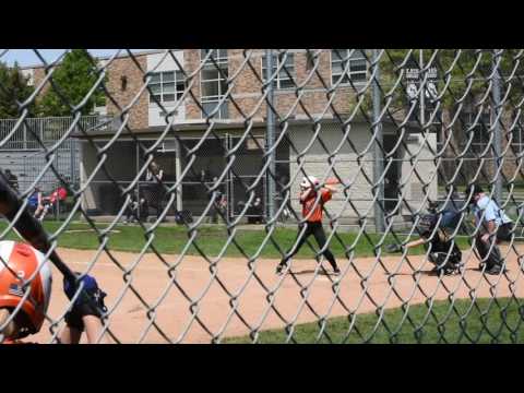 Julia Zinkewich 2019 Slapper/OF - Couple of hits from 2016 High School Season