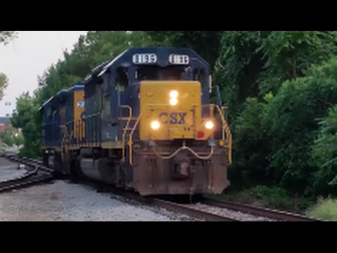 [CSX]8196 EMD SD40-2 YN4 Ex-SBD-Ex-L&N 2564 GP38-2 Ex-SBD-Ex-L&N Y105-03 Runs To Fortbragg - YouTube
