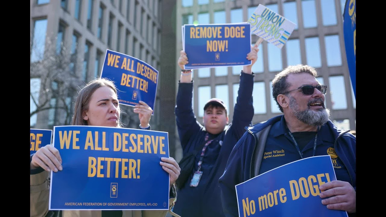 Half a Million US Jobs on the Line as DOGE Fallout Spreads - YouTube