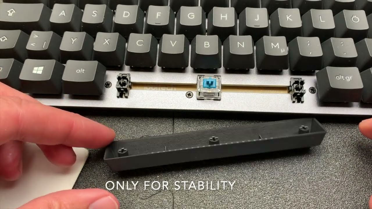 How To Replace Spacebar KEY KEYCAP On Logitech MECHANICAL Keyboards How To Replace Spacebar KEY KEYCAP On Logitech MECHANICAL Keyboards
