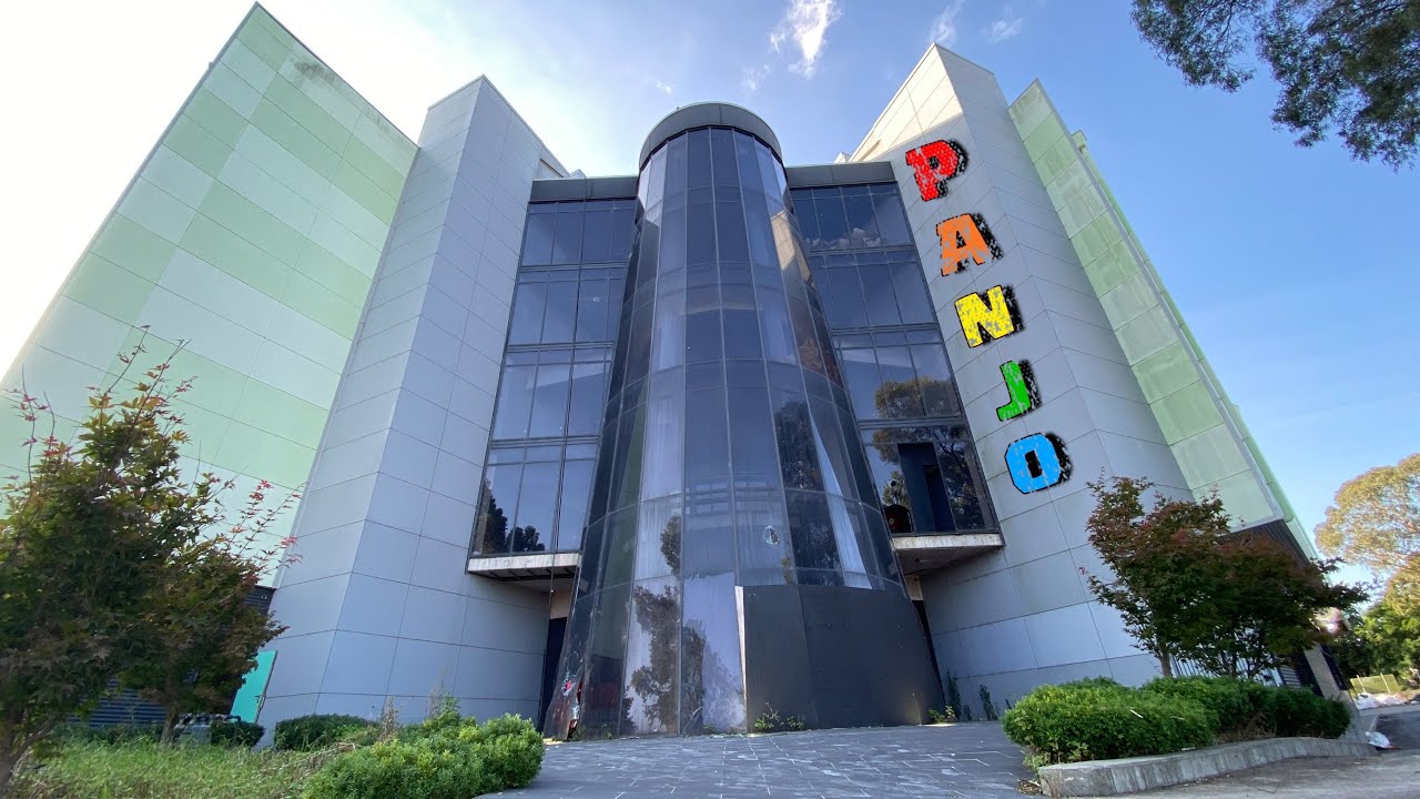 Abandoned Oz: The Panjo Building - YouTube