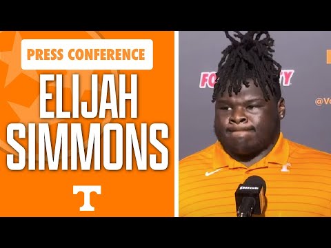 Tennessee football DL Elijah Simmons talks during the bye week I ...