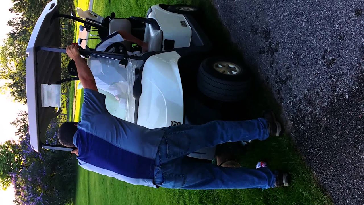 Golf cart fail - YouTube