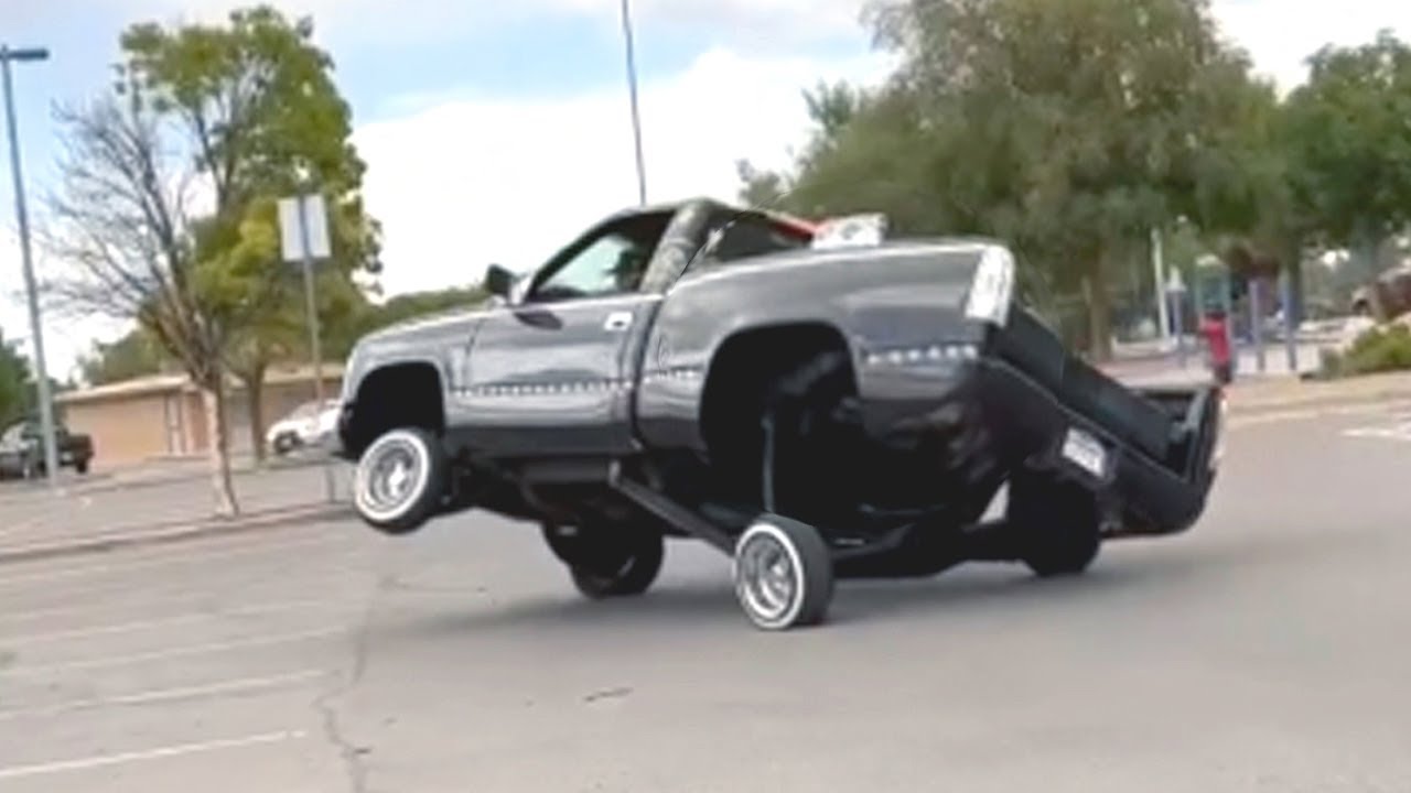 Don't Watch on This Strange Classic Lowriders! - YouTube