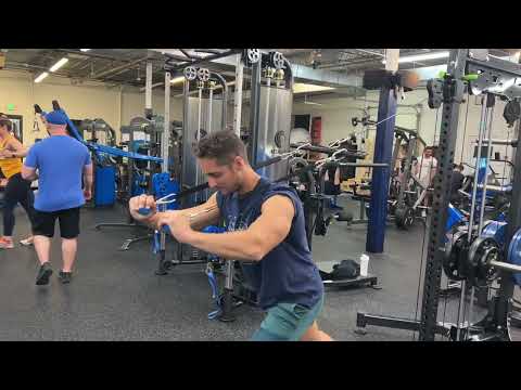 Medial head Tricep Extension Cable - YouTube
