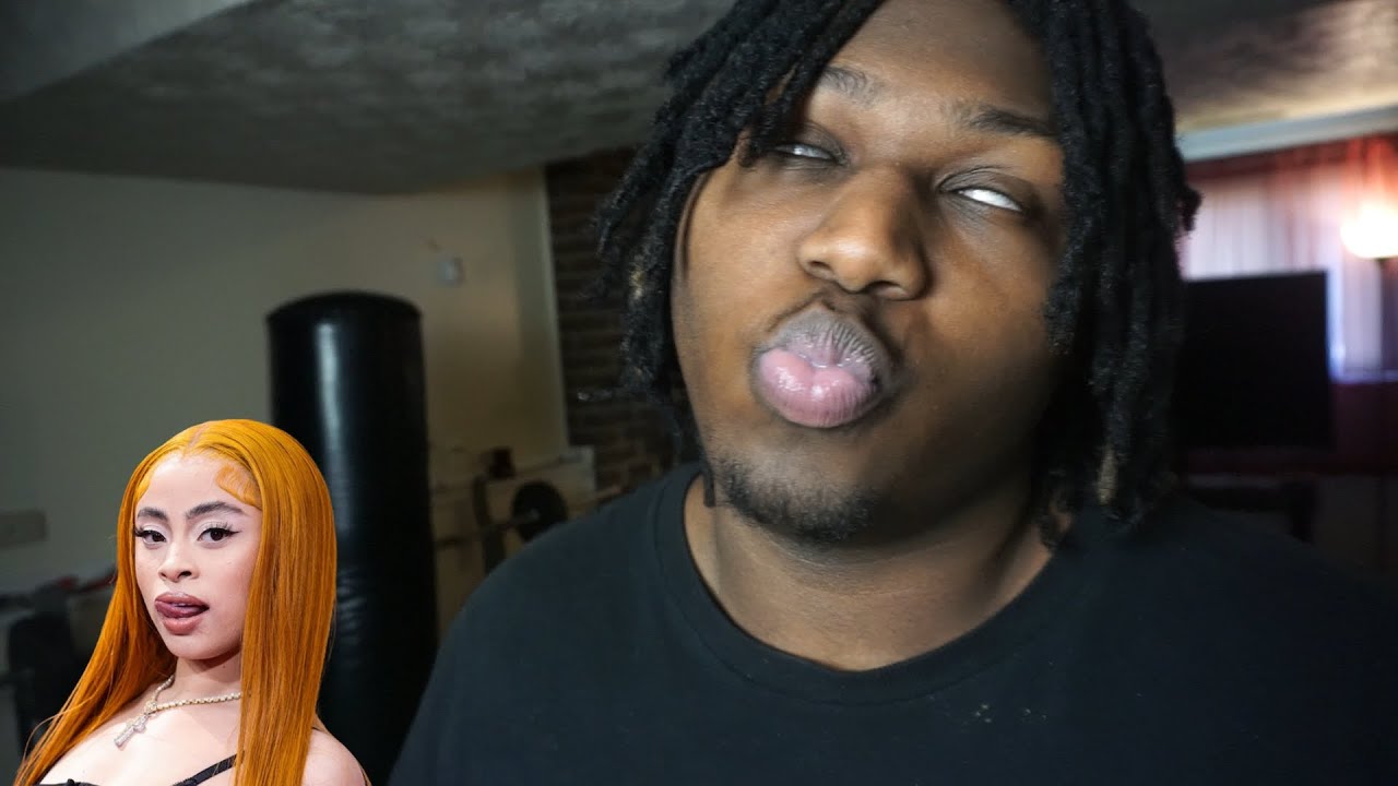 How Ice Spice Acted During Tylil's Christian Prayer - YouTube