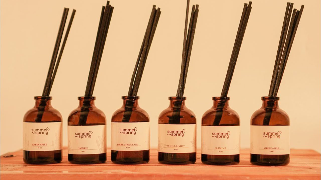 Reed Diffuser Summerspring Aromatherapy with Essential Oil 40 ml - YouTube