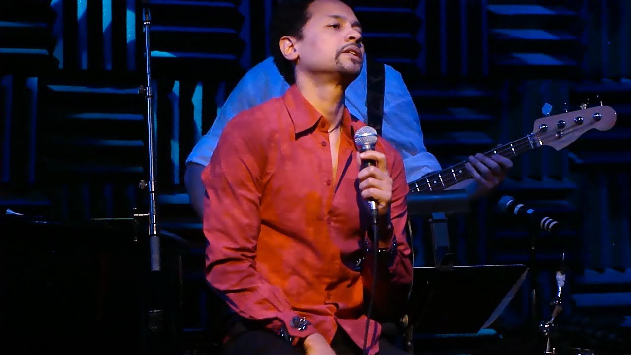 Mark Anthony Lee sings Stevie Woods: Steal the night (Live!!) - YouTube