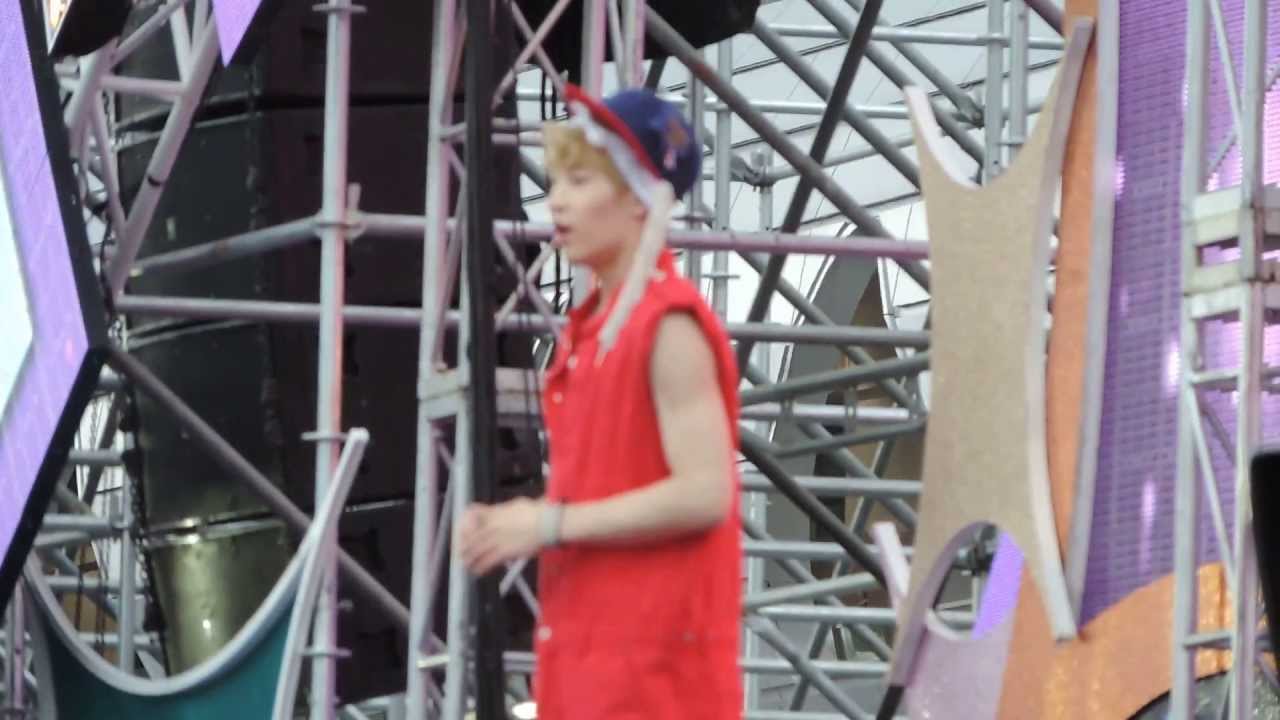 [Fancam] 130701 Henry (SJ-M) Speak Cantonese for Hong Kong fans - YouTube