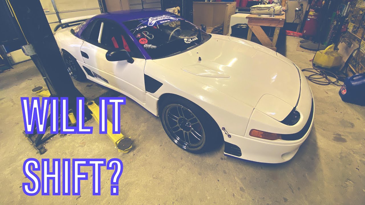 Pulling the Trans on the 3000GT Drift Car - YouTube