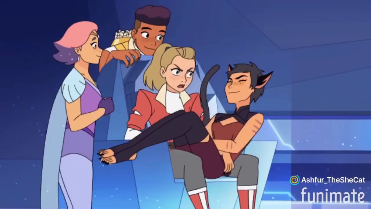 Catradora {Small Edit} - YouTube