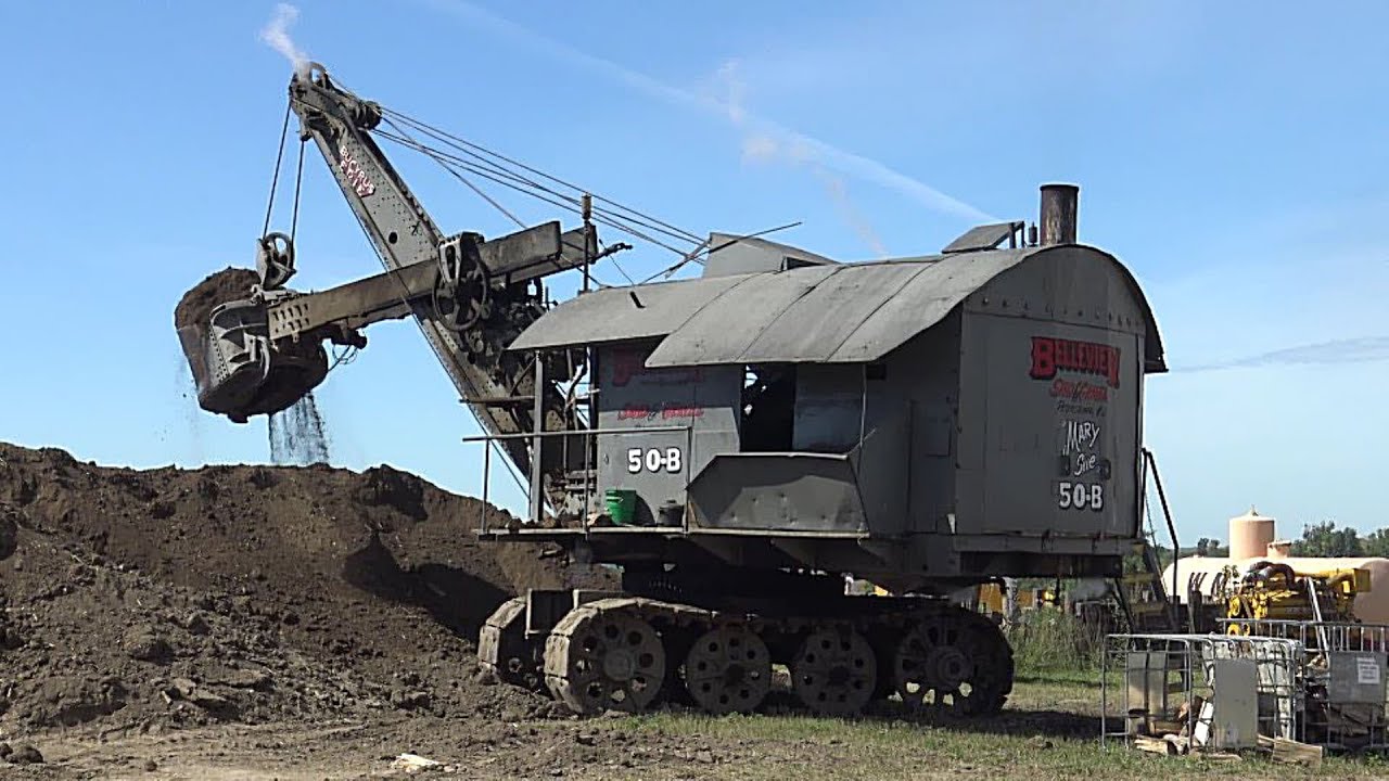 WMSTR Steam Shovel, Horses and Steam Carousel - YouTube