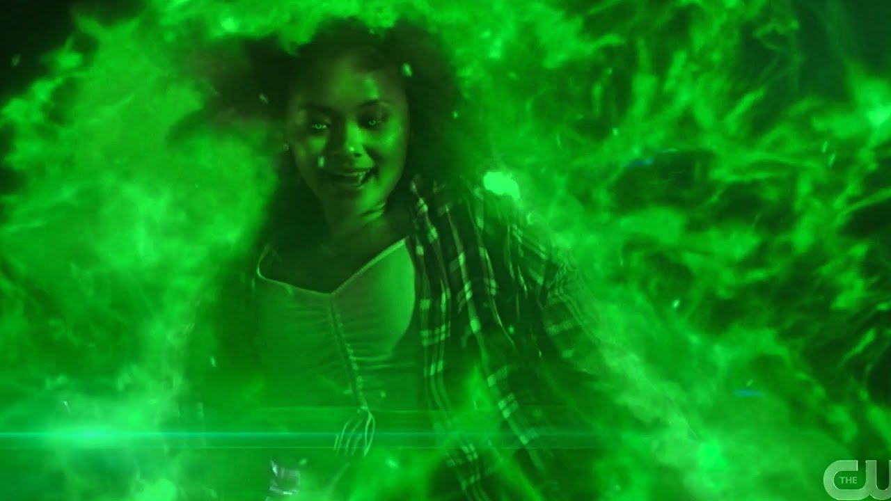 Green Lantern (Jennie)- All Powers from Stargirl - YouTube