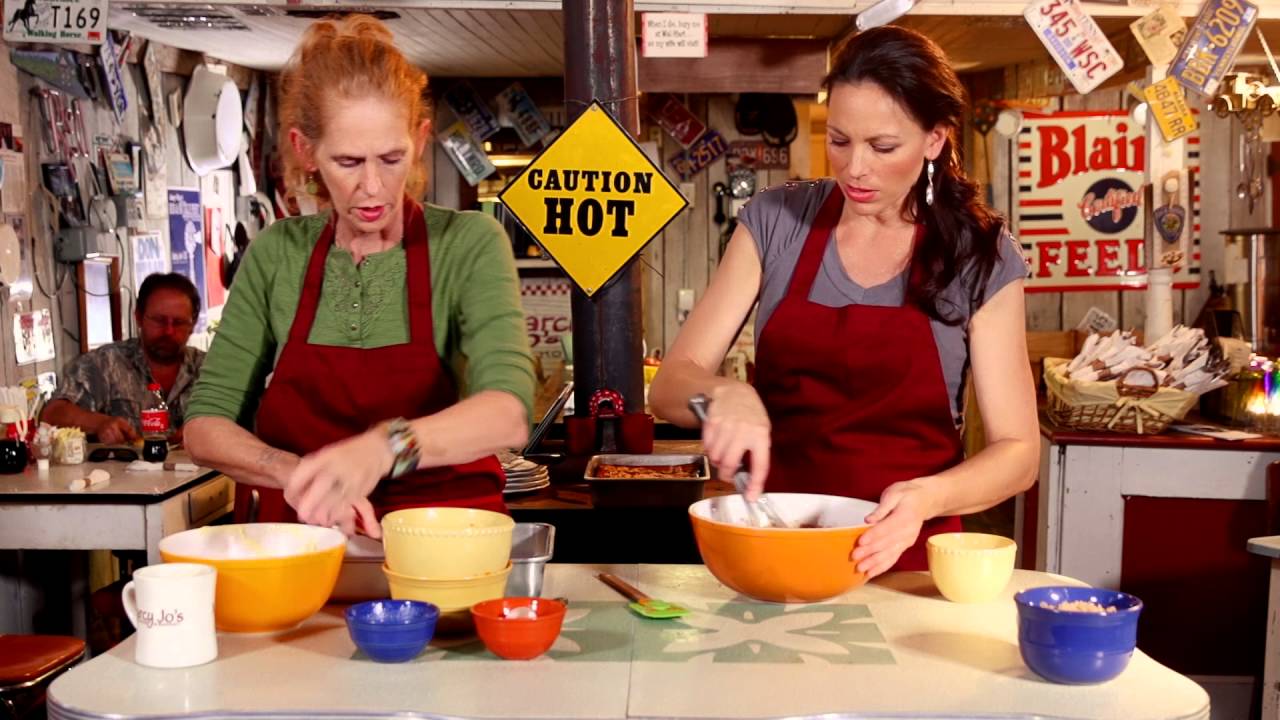 The Joey+Rory Show | Season 4 | Ep 8 | Marcy Jo's | Pumpkin Cobbler ...