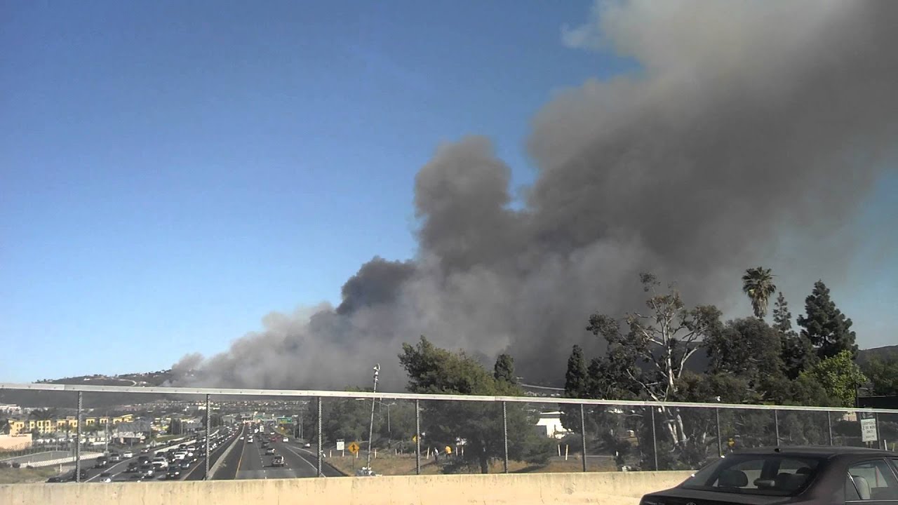 San Marcos, Ca Cocos Fire in San Diego, Video from Rancho Santa Fe ave ...