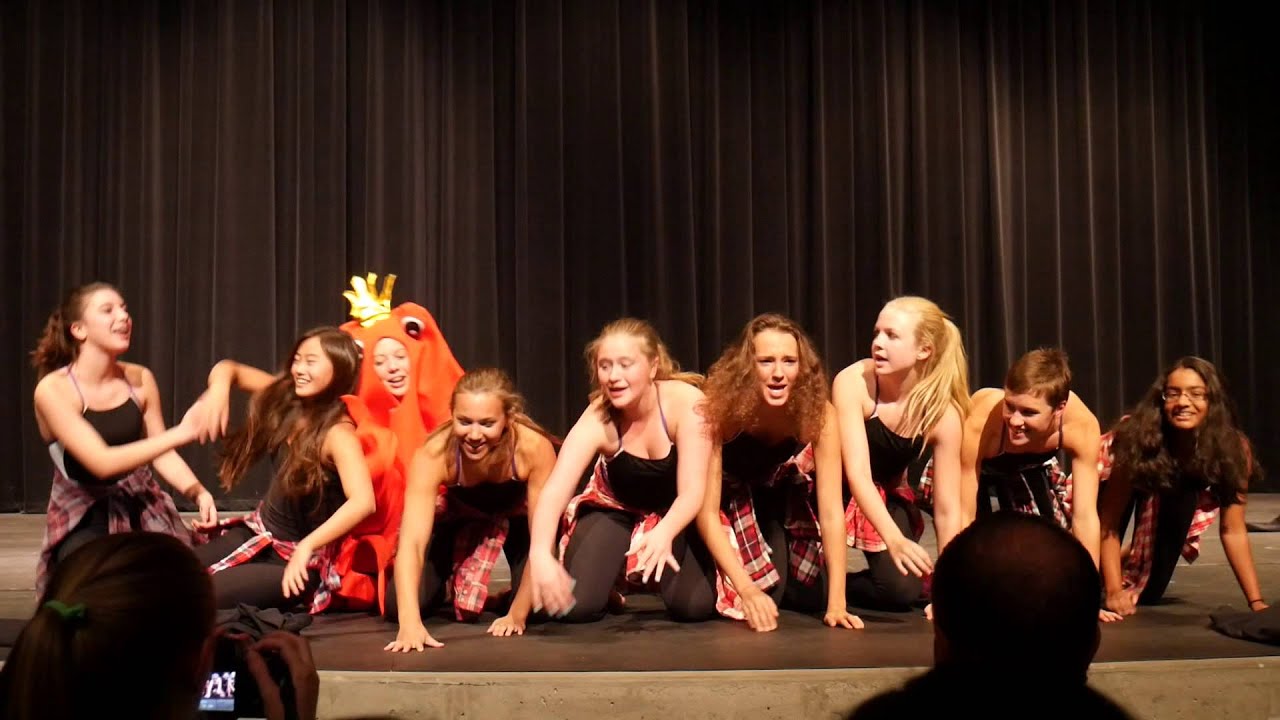 IHS Lip sync- 2015 Girls Swim and Dive team - YouTube