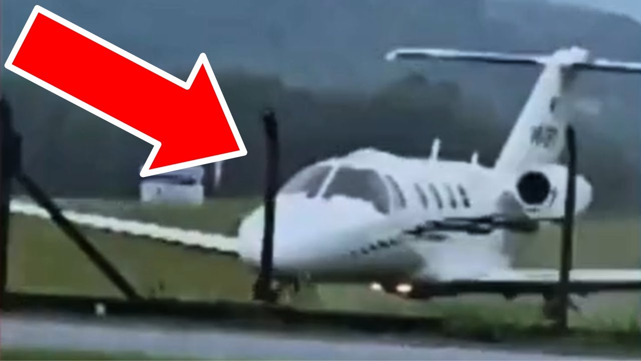 TERRIFYING MOMENT PLANE OVERRUNS RUNWAY - Daily dose of aviation - YouTube