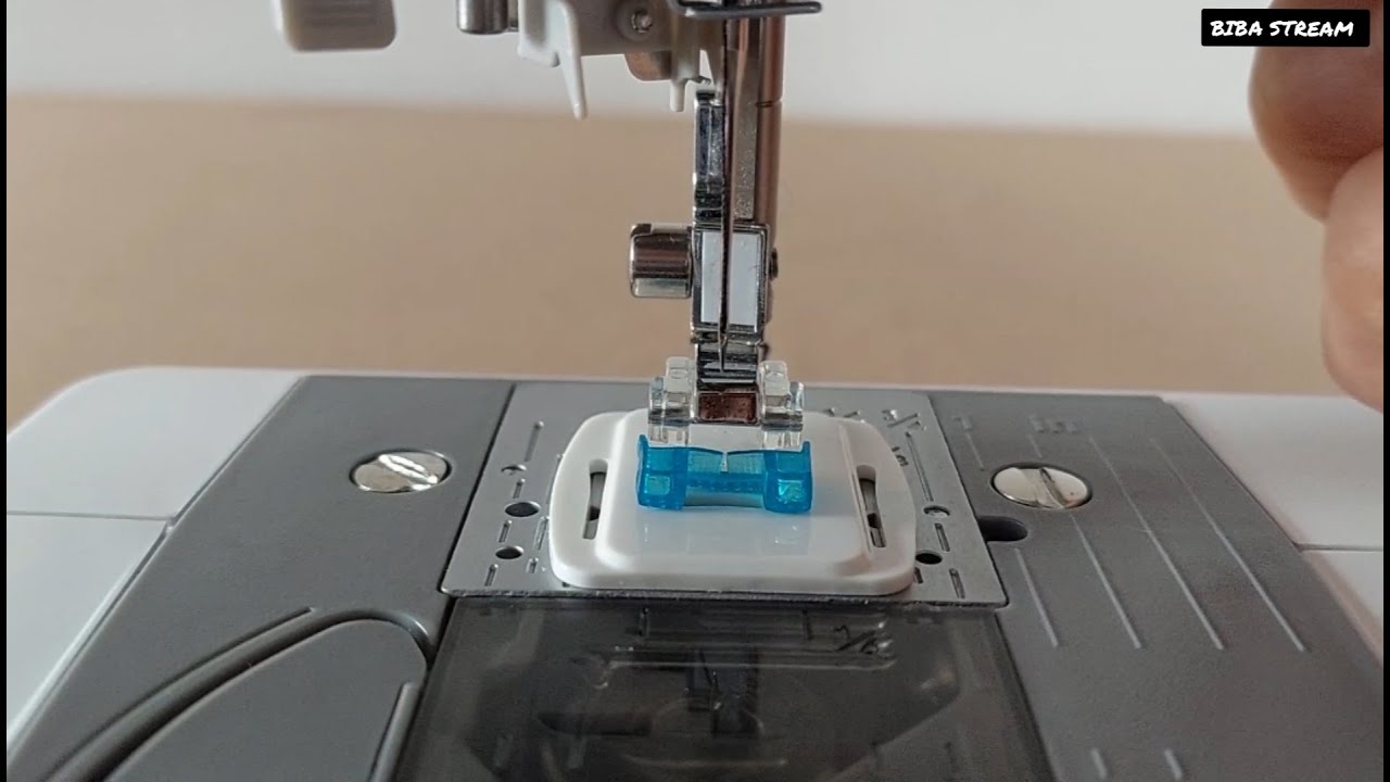 How To Attach Button To Fabric Using Sewing Machine| 2 Holes Or 4 Holes ...
