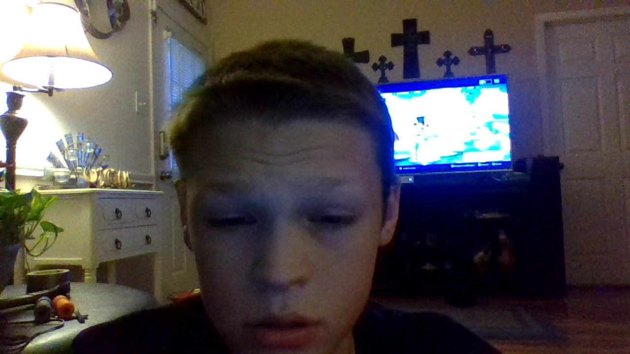 playing fortnight on my xbox one s - YouTube