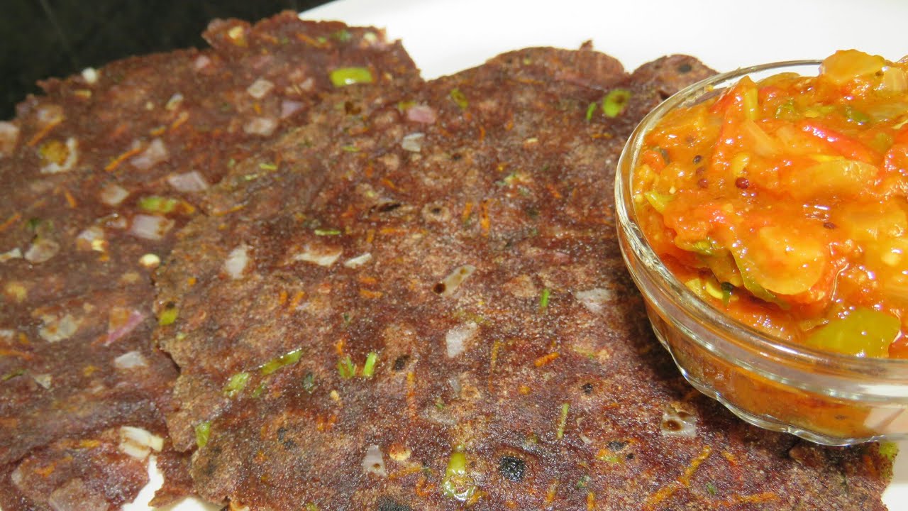 Instant Ragi Roti recipe-Ragi Roti in Telugu-How to make Ragi roti ...