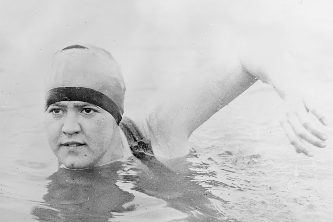 Top 5 Historic Swimming Moments - YouTube