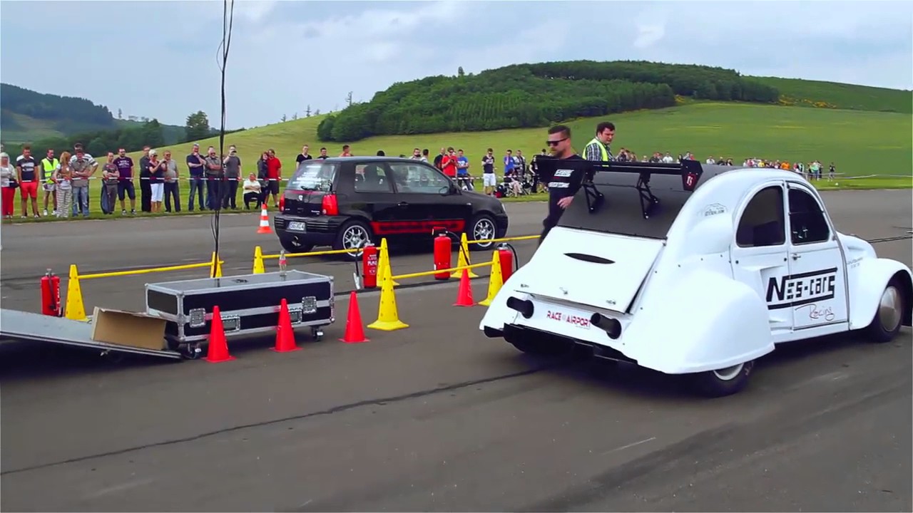 2CV Turbo Ducky Drag - YouTube