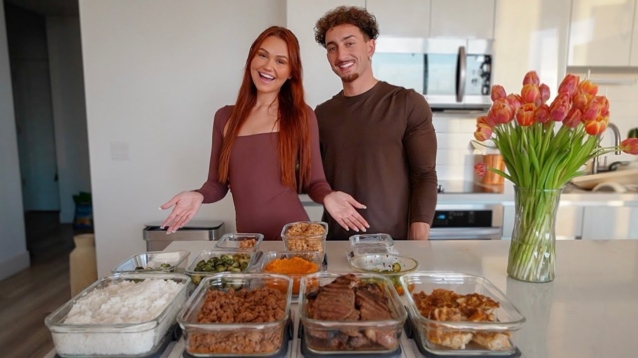 COOK WITH US: HEALTHY MEAL PREPS!! - YouTube