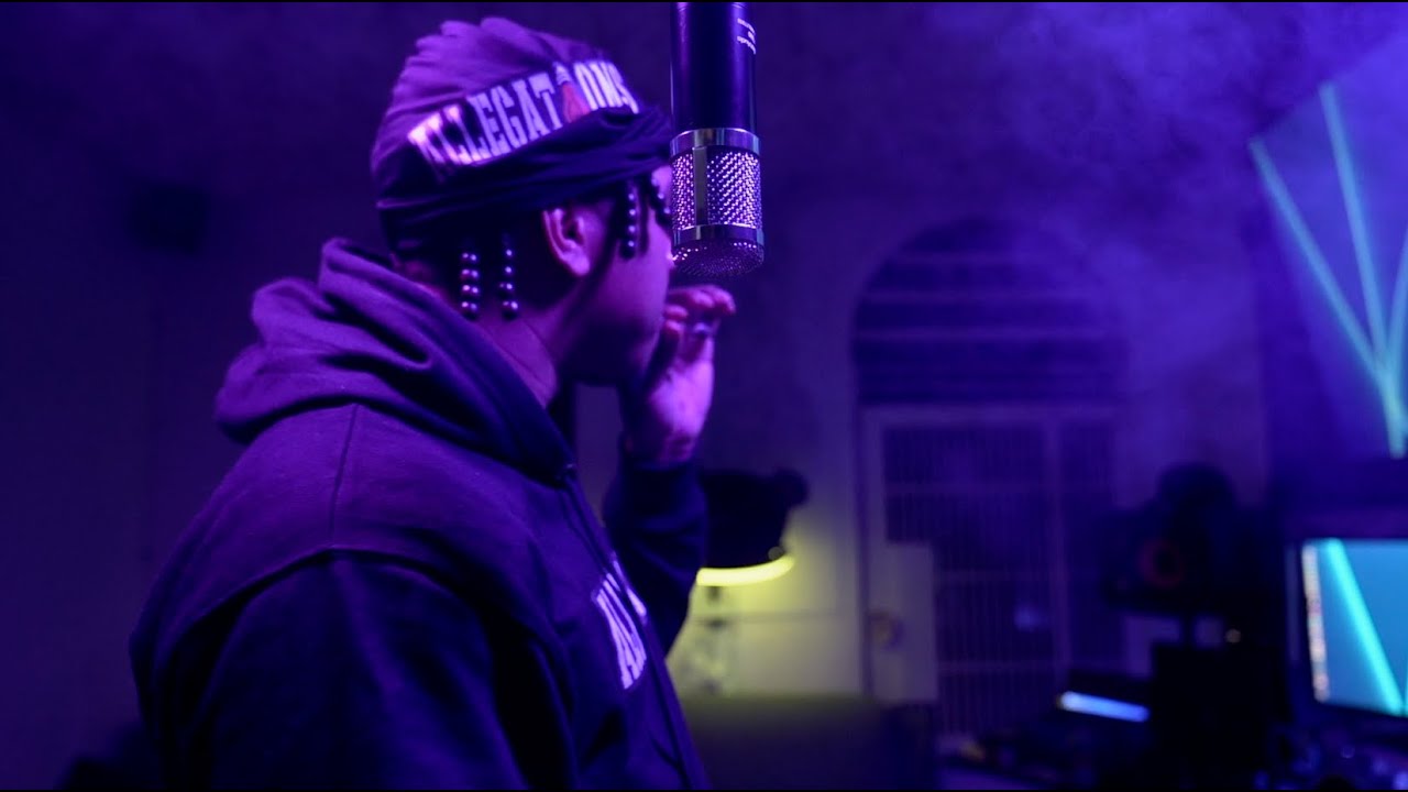 YOSHI LITE - BLEEDING LOVE/ BLOCKWORK ( FREESTYLE ) - YouTube
