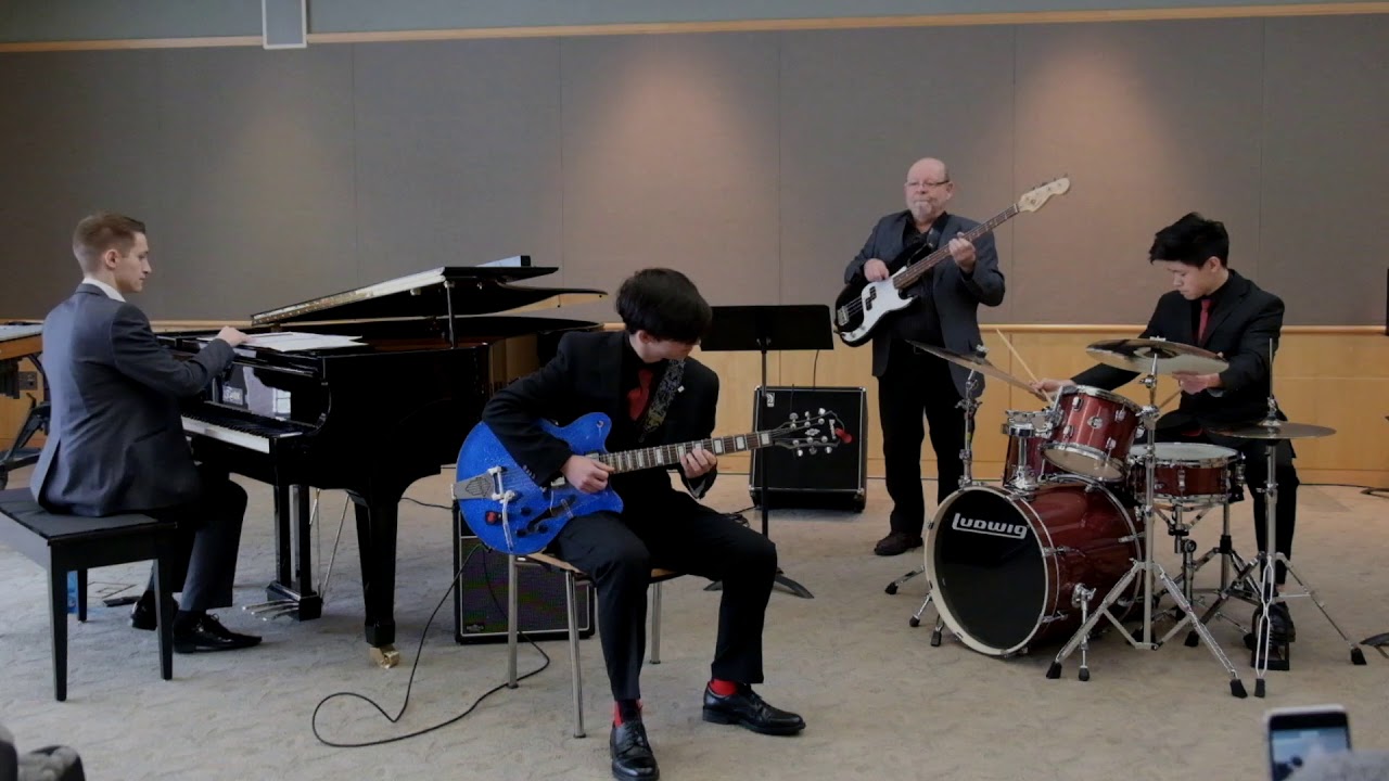 Jacob Horwood Solo - 2018 Lionel Hampton Jazz Festival - YouTube