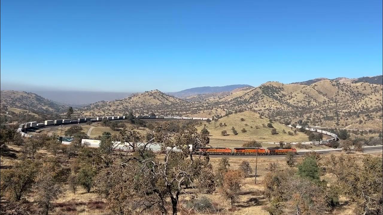 TEHACHAPI LOOP - YouTube