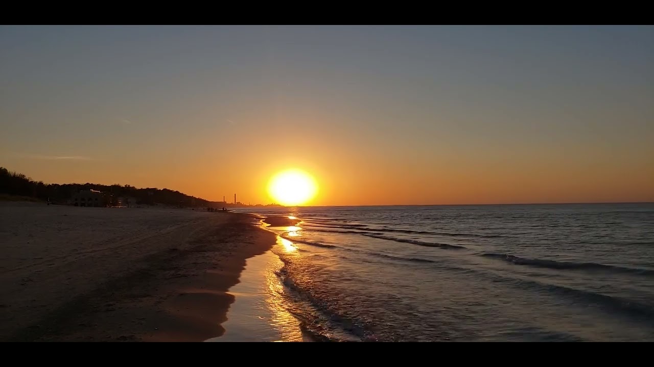 Sunset at beach of Indiana Dunes State Park, Indiana - YouTube