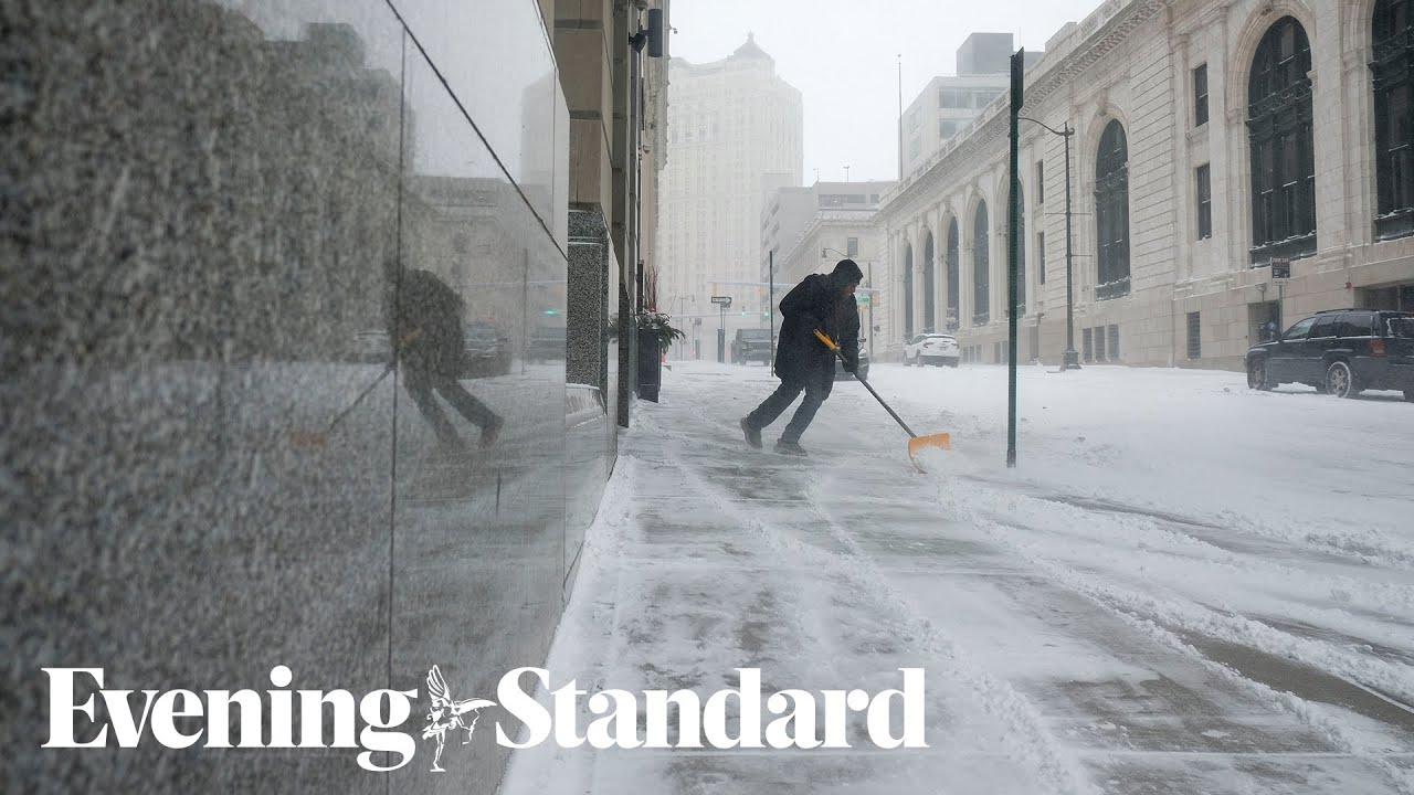 US snow storm kills at least 24 as people trapped inside on Christmas ...