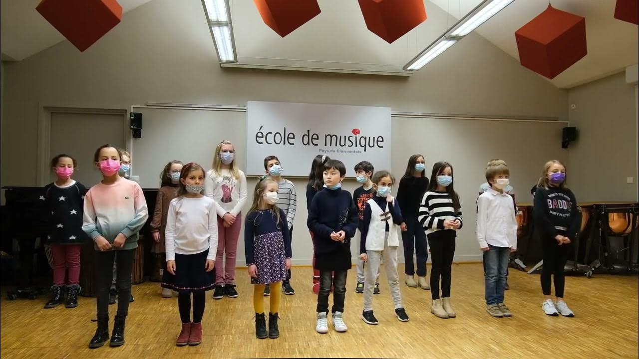 Aux quatre coins du monde - YouTube