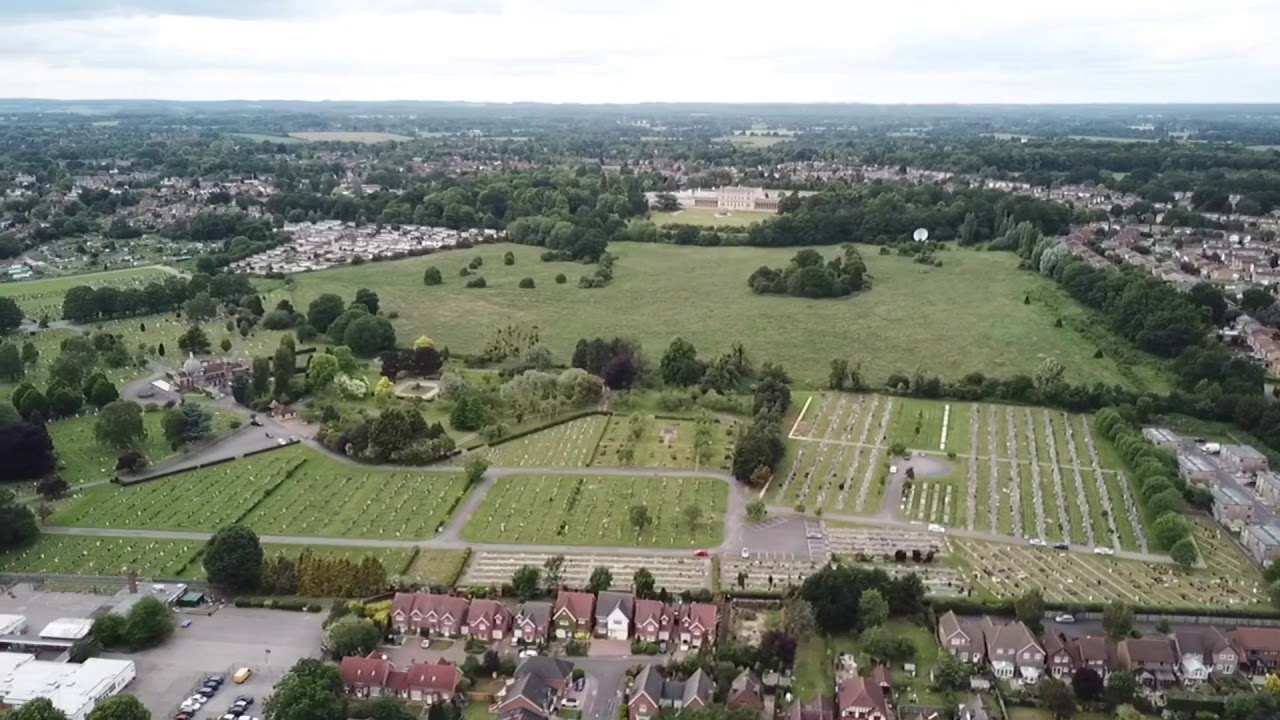 Fly around Reading Cemetery & Crematorium - YouTube