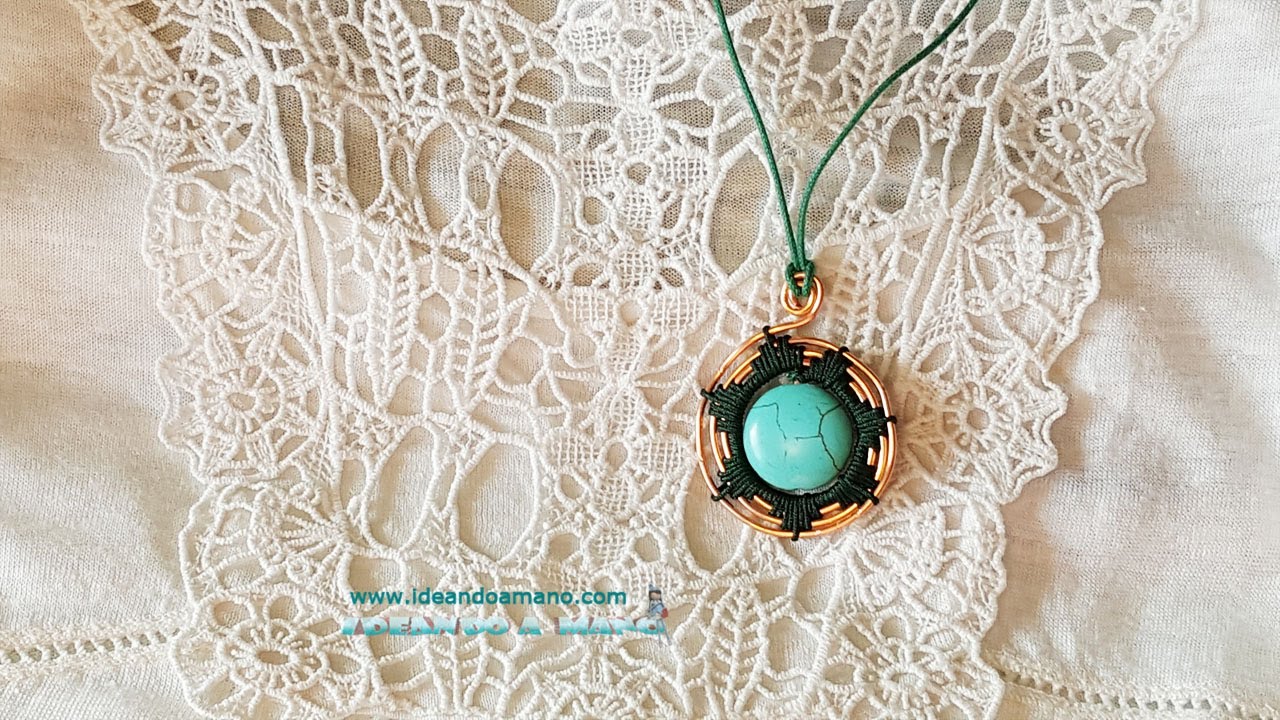 Collar sencillo con cobre e hilo - YouTube