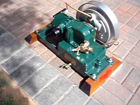 1926 Maytag Model 82 9 Fin Engine - YouTube