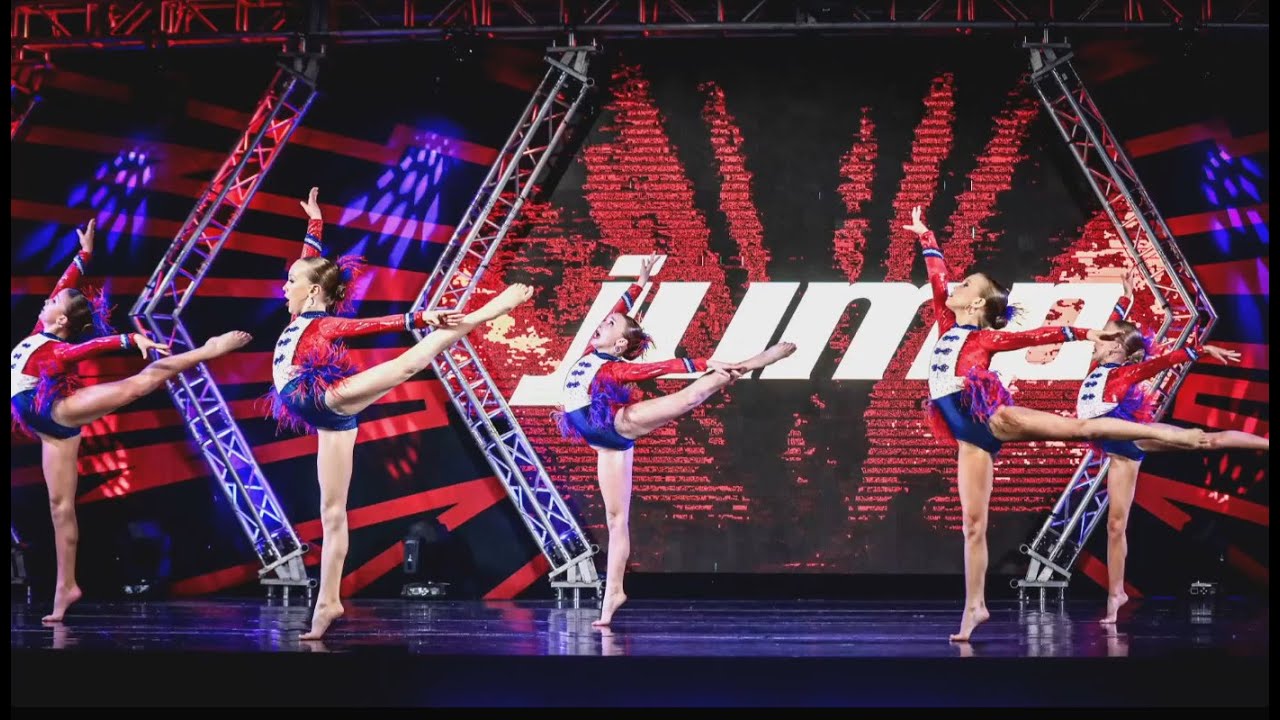 Club Dance Studio - Brass Band - YouTube