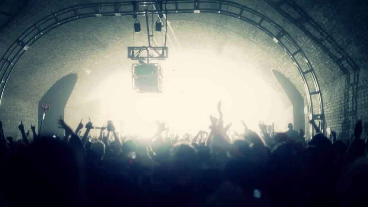 London Warehouse Party - 15 Years of Drumcode - YouTube