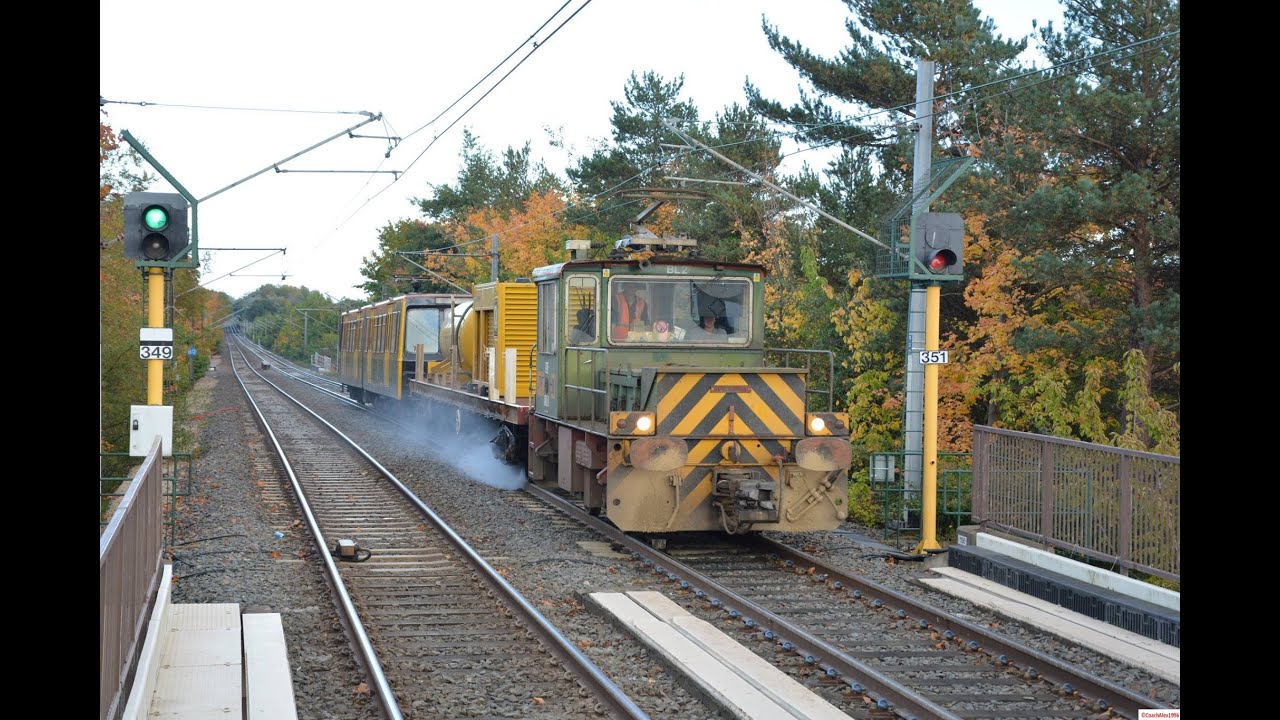 Tyne and Wear Metro - Battery Locomotive BL2 and 4070 Rail Head ...