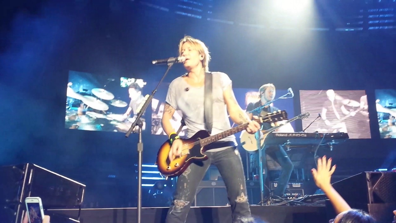 Keith Urban - Days Go By - Staples Center 2016 - YouTube