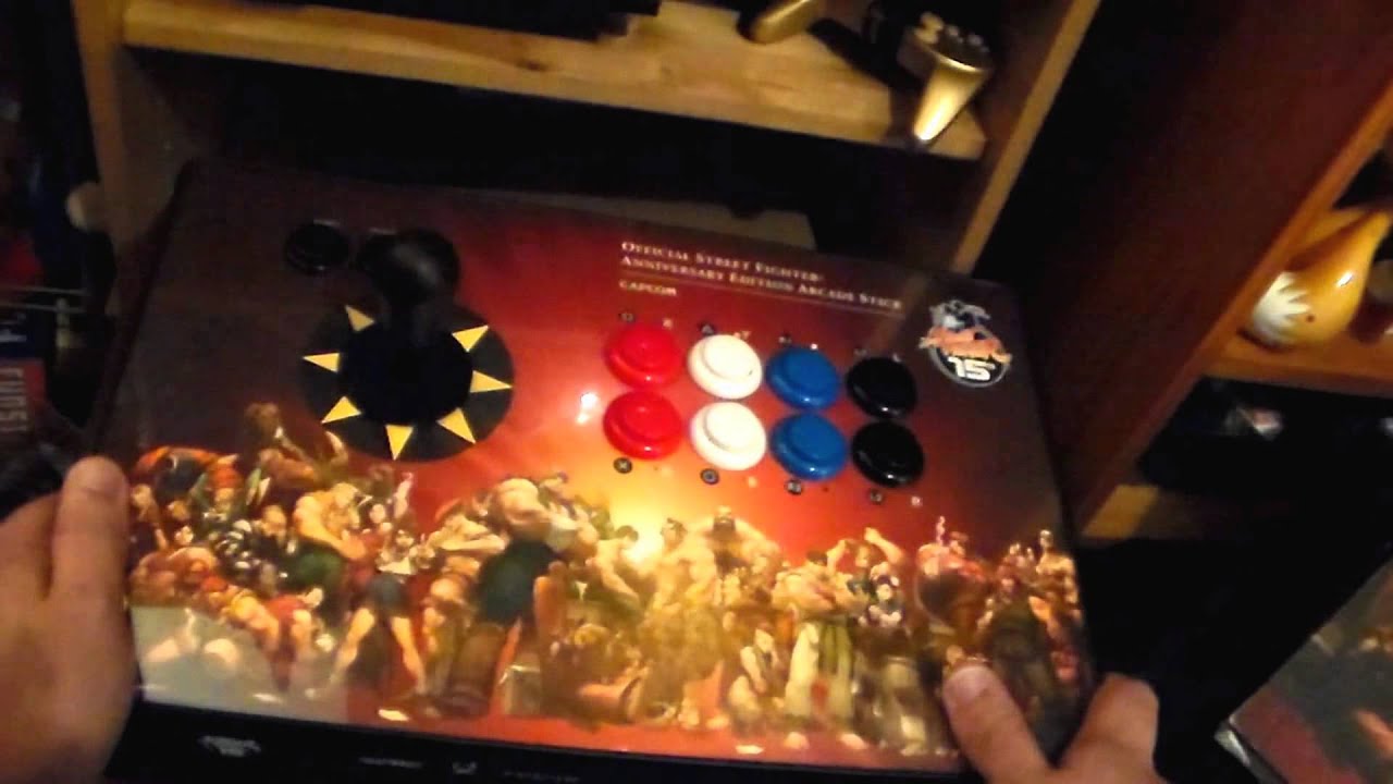 Streefighter II 15th Anniversary Arcade Stick - YouTube