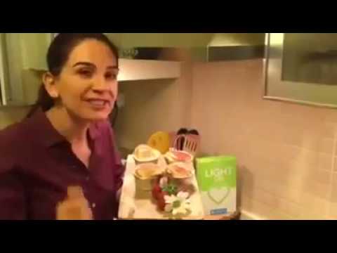 Uzman Diyetisyen Dilara Koçak'tan Slimini ile şekersiz mini kekler tarifi