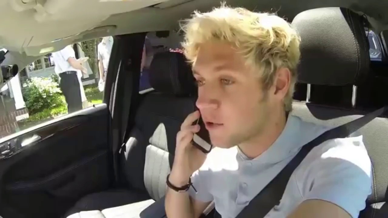 Niall Horan signature move 2017 - YouTube