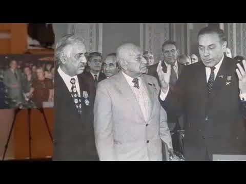 Heydər Əliyev Mərkəzində Ulu Öndər Heydər Əliyevin 100 illik yubileyinə həsr olunmuş foto-sərgi.