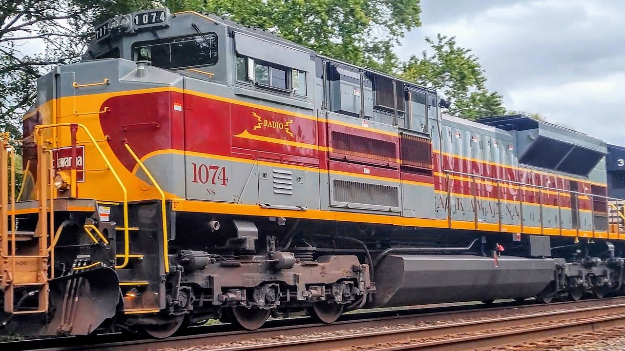 Beautiful NS 1074 Passes Through Wyoming Ohio. - YouTube