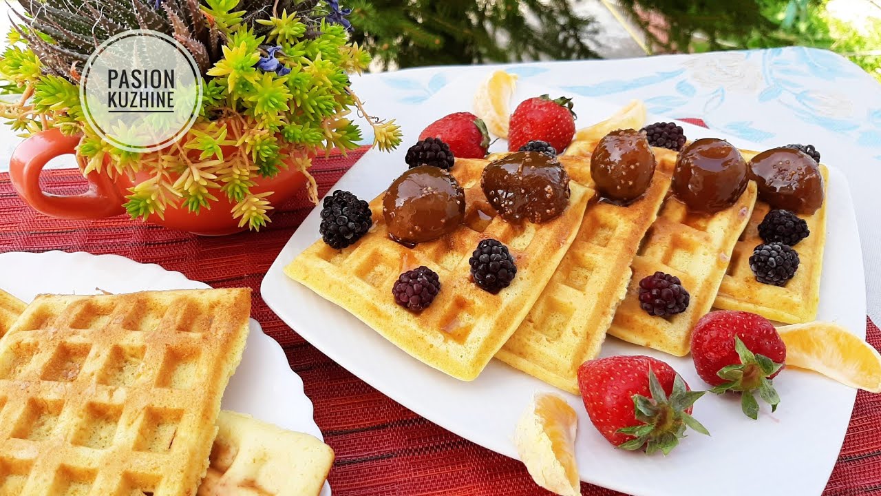 Waffle me reçel fiku e fruta/të thjeshta dhe të shijshme për fundjavë ...
