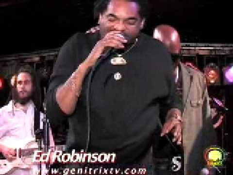 Ed Robinson's Live Performance @BBKing's Time Square New York - YouTube