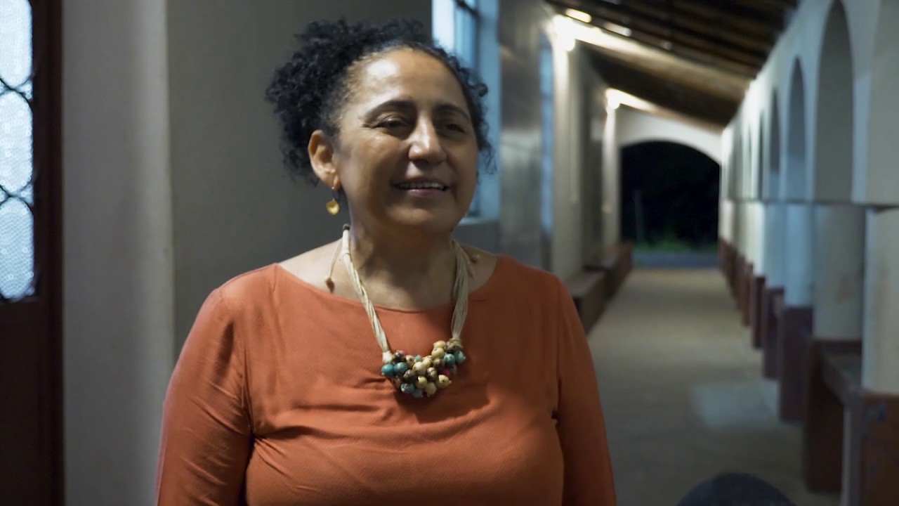 Entrevista - Profa. Maria Sueli Rodrigues de Sousa - YouTube