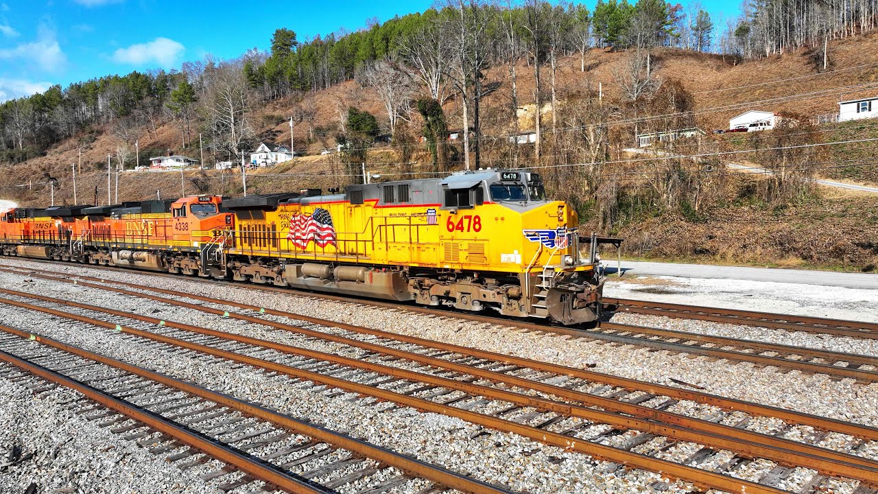 UP & BNSF lead Norfolk Southern 123 South through Oakdale Tennessee ...