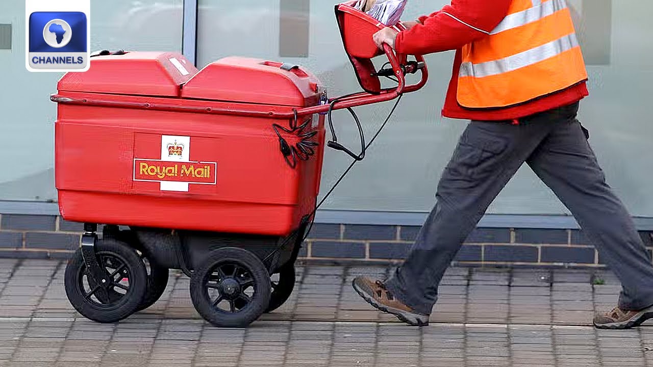 Royal Mail Delivers £1bn Annual Loss + More Global Business News - YouTube